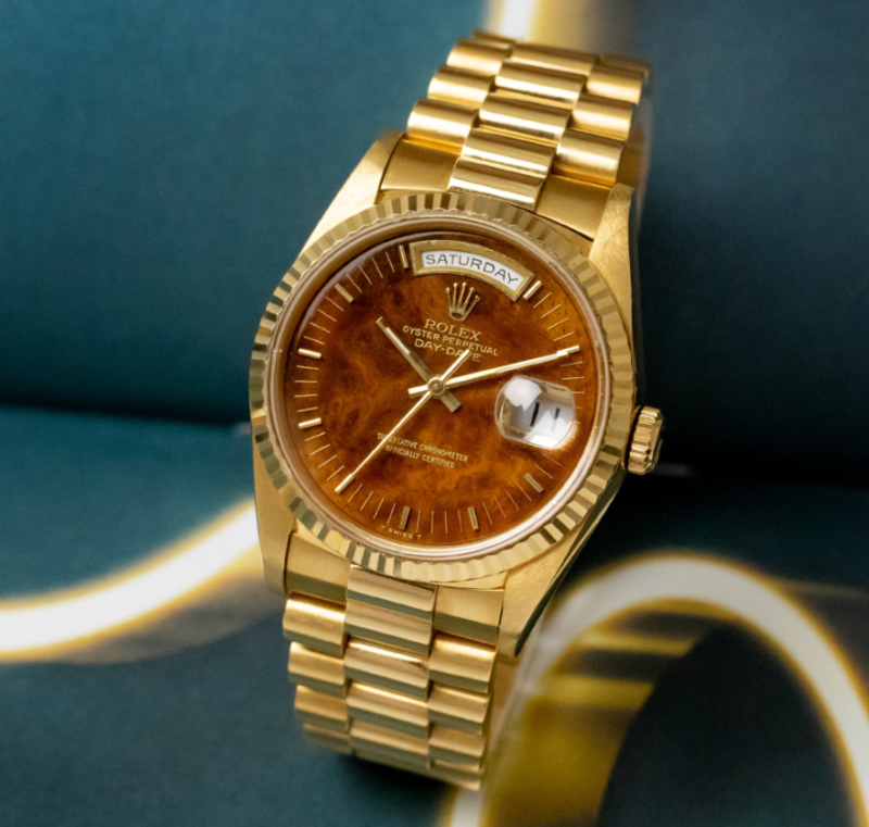 Cách lên dây cót và cách chỉnh ngày giờ đồng hồ Rolex: Xem hướng dẫn đầy đủ