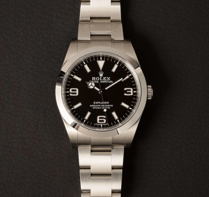 Đồng hồ Rolex mới và các mẫu ngừng sản xuất